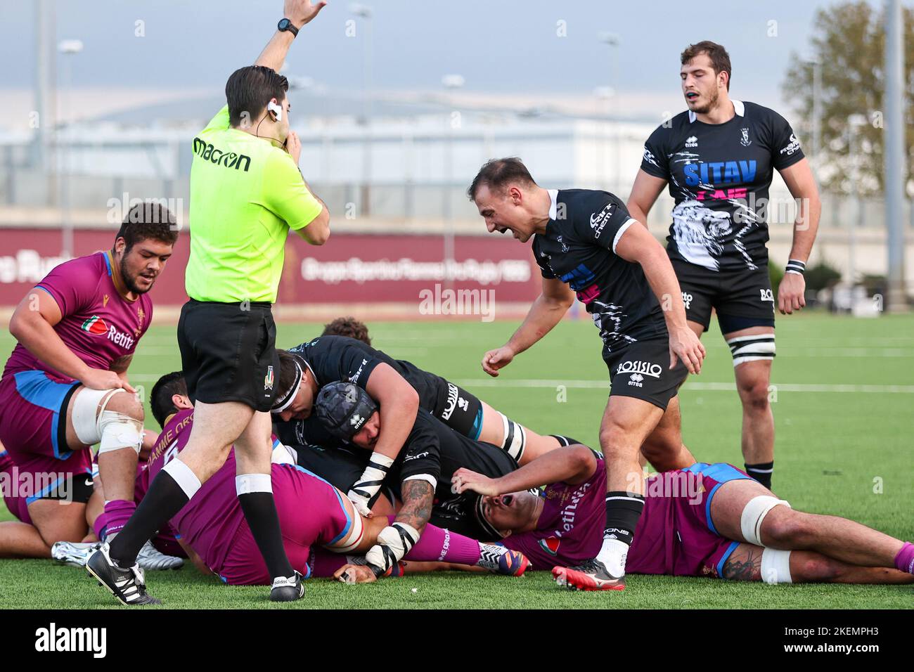Rome, Italy. 13th Nov, 2022. try Rugby Lyons during GS Fiamme Oro Rugby ...