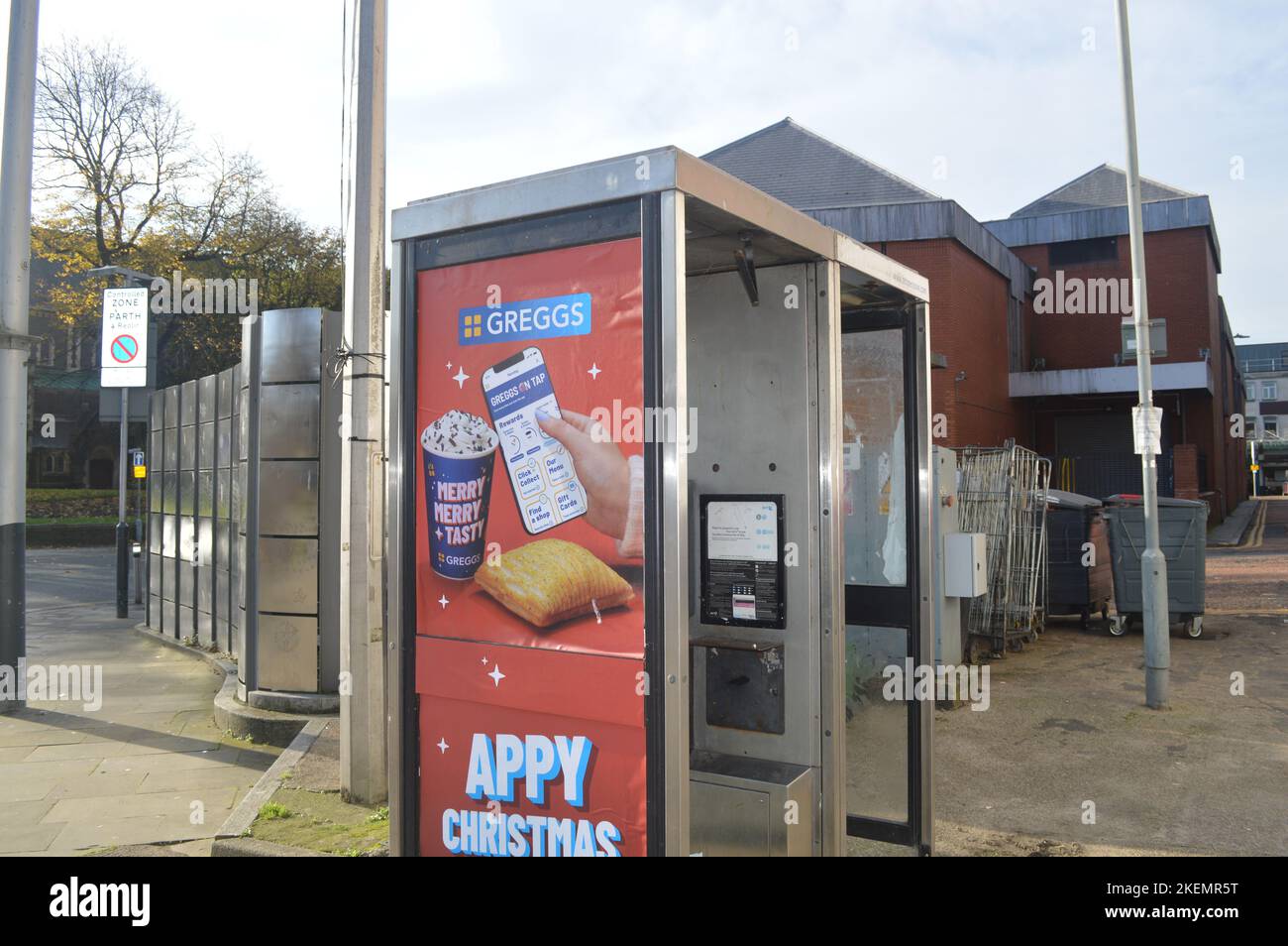 Bt phone box swansea hi-res stock photography and images - Alamy