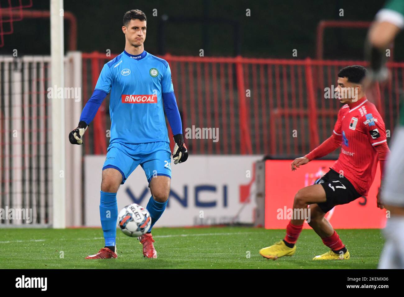 Lommel's goalkeeper Nikola Ivezic pictured in action during a soccer ...