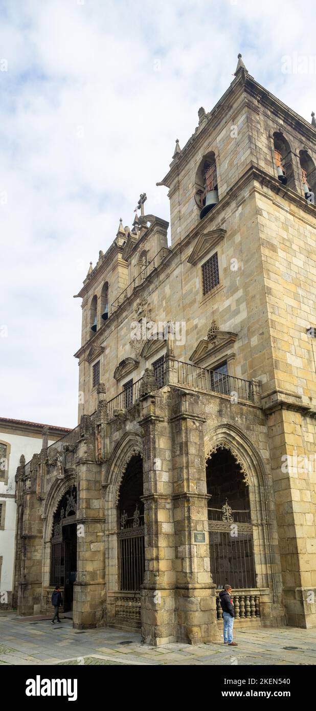 Braga tower hi-res stock photography and images - Alamy