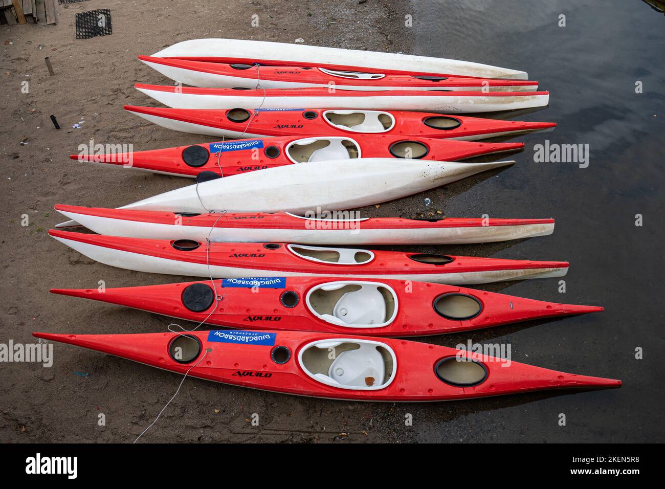 Kayaks rent hi-res stock photography and images - Alamy