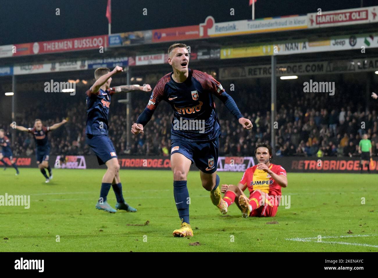 DEVENTER - Simon van Duivenbooden of Vitesse celebrates the 2-2 during ...