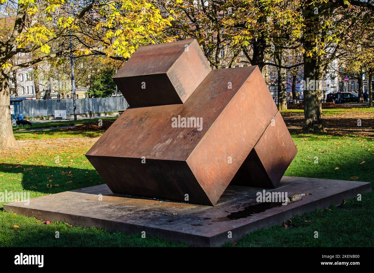 Alf Lechner sculpture at the Skulpturenpark Pinakotheken in the museum ...