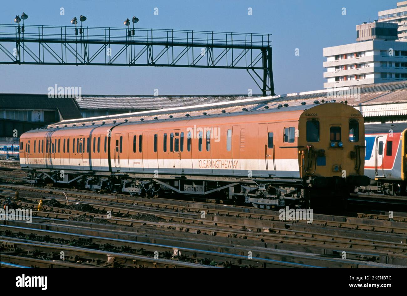 Railtrack sandite departmental unit number 930006 which was formed in ...