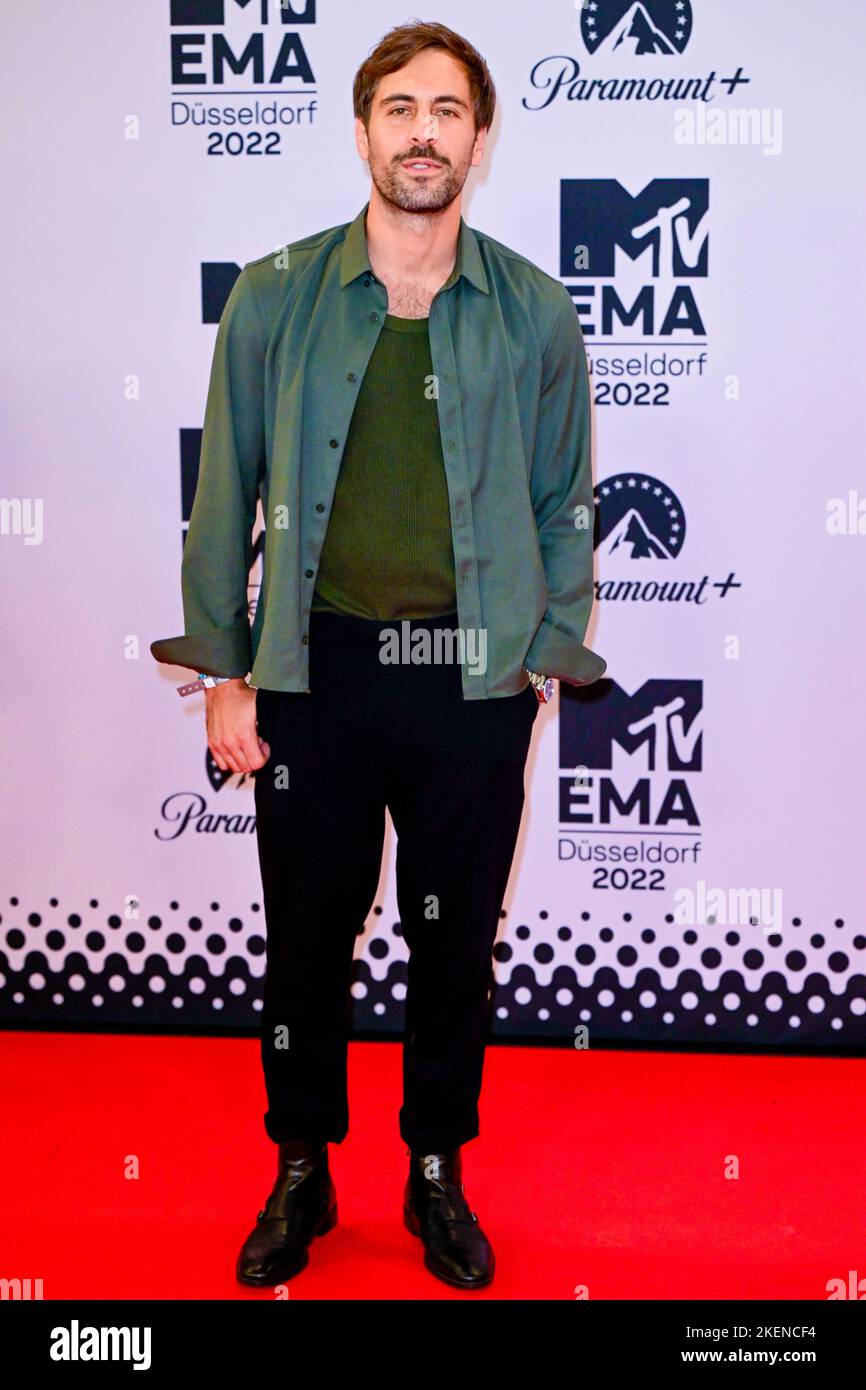 Max Giesinger attending the 2022 MTV EMAs at the PSD Bank Dome in ...