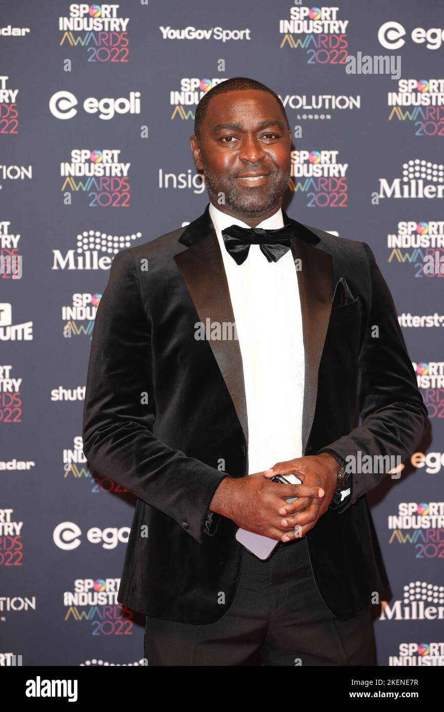 Sport andy cole hi-res stock photography and images - Alamy