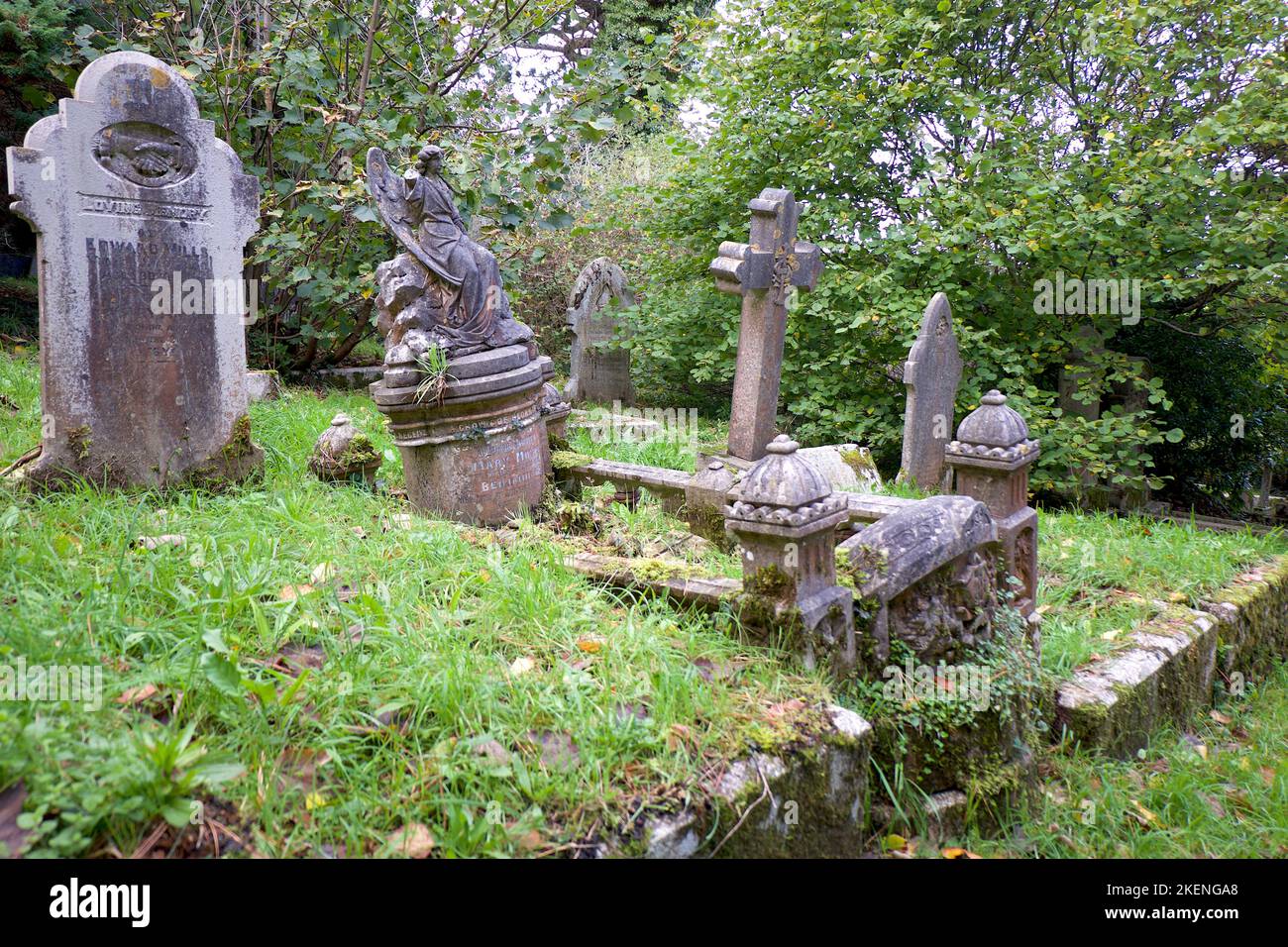 Truro Cornwall UK 11 04 2022 Kenwyn Church and grave yard Stock Photo ...