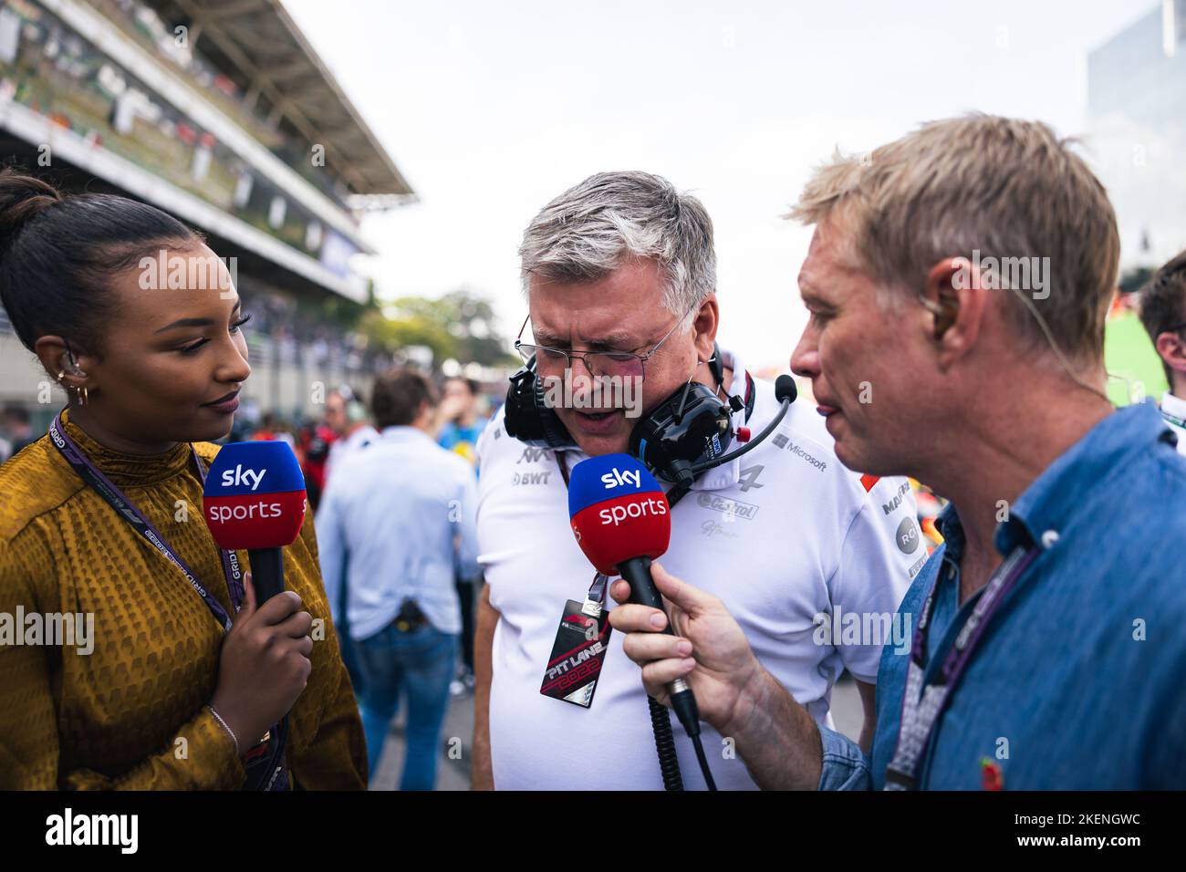 Sao Paulo, Brazil. 13th Nov, 2022. (L to R): Naomi Schiff (RWA) / (BEL ...