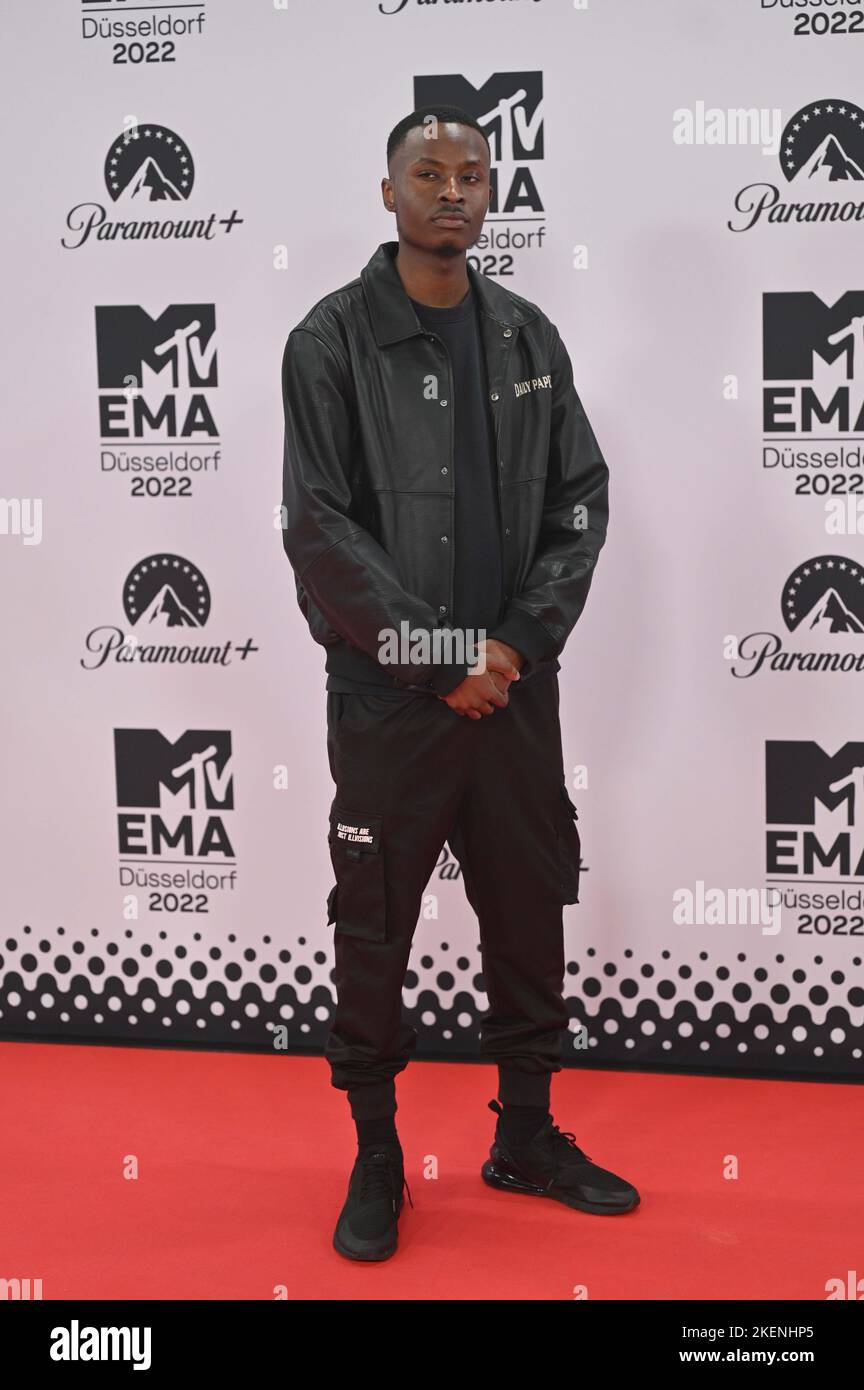 Duesseldorf, Germany. 13th Nov, 2022. Eman Kellam arrives for the MTV ...
