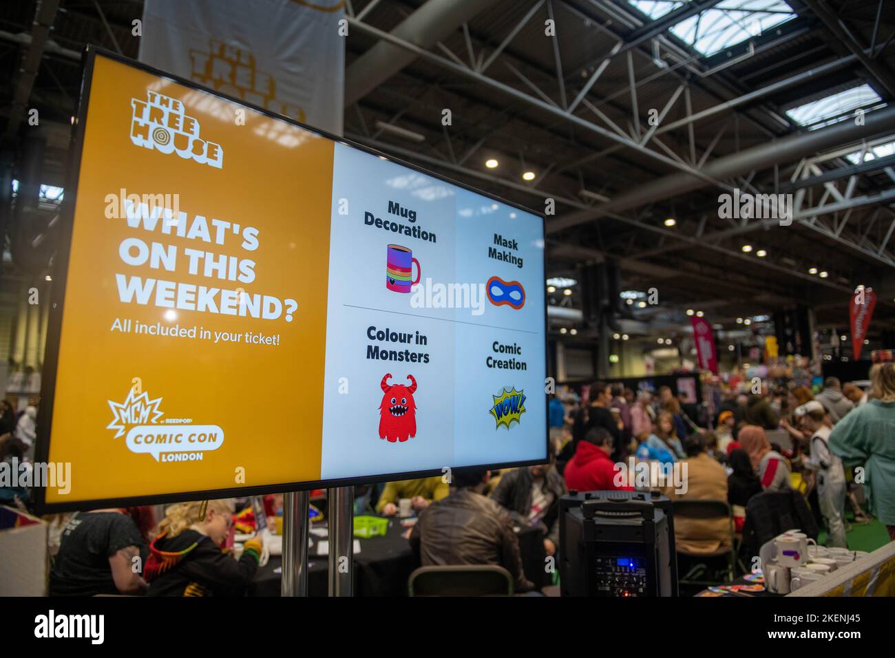 Birmingham, United Kingdom, 13th November 2022. Public in Cosplay ...