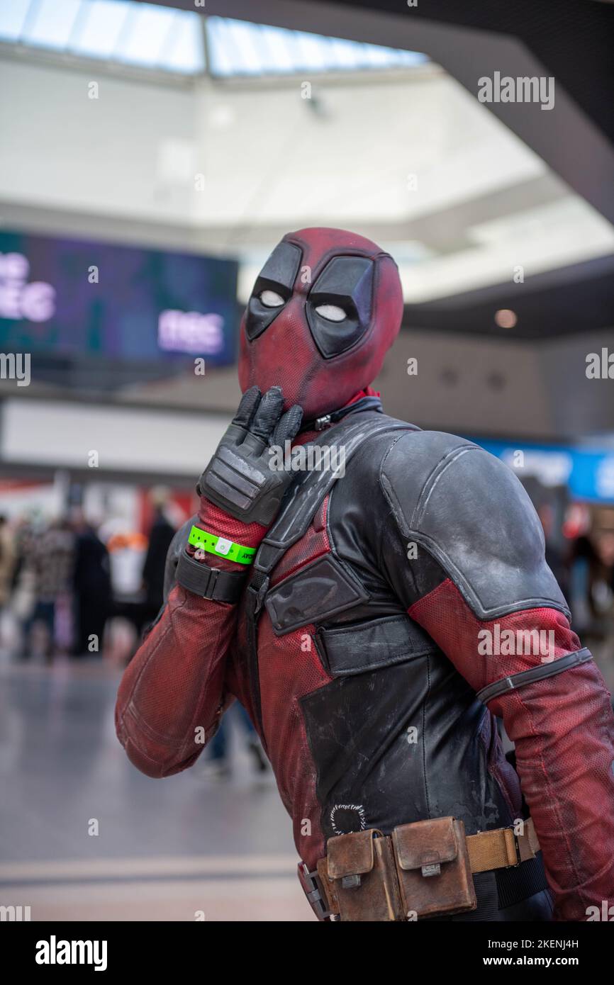 Deadpool Pulp Cosplay
