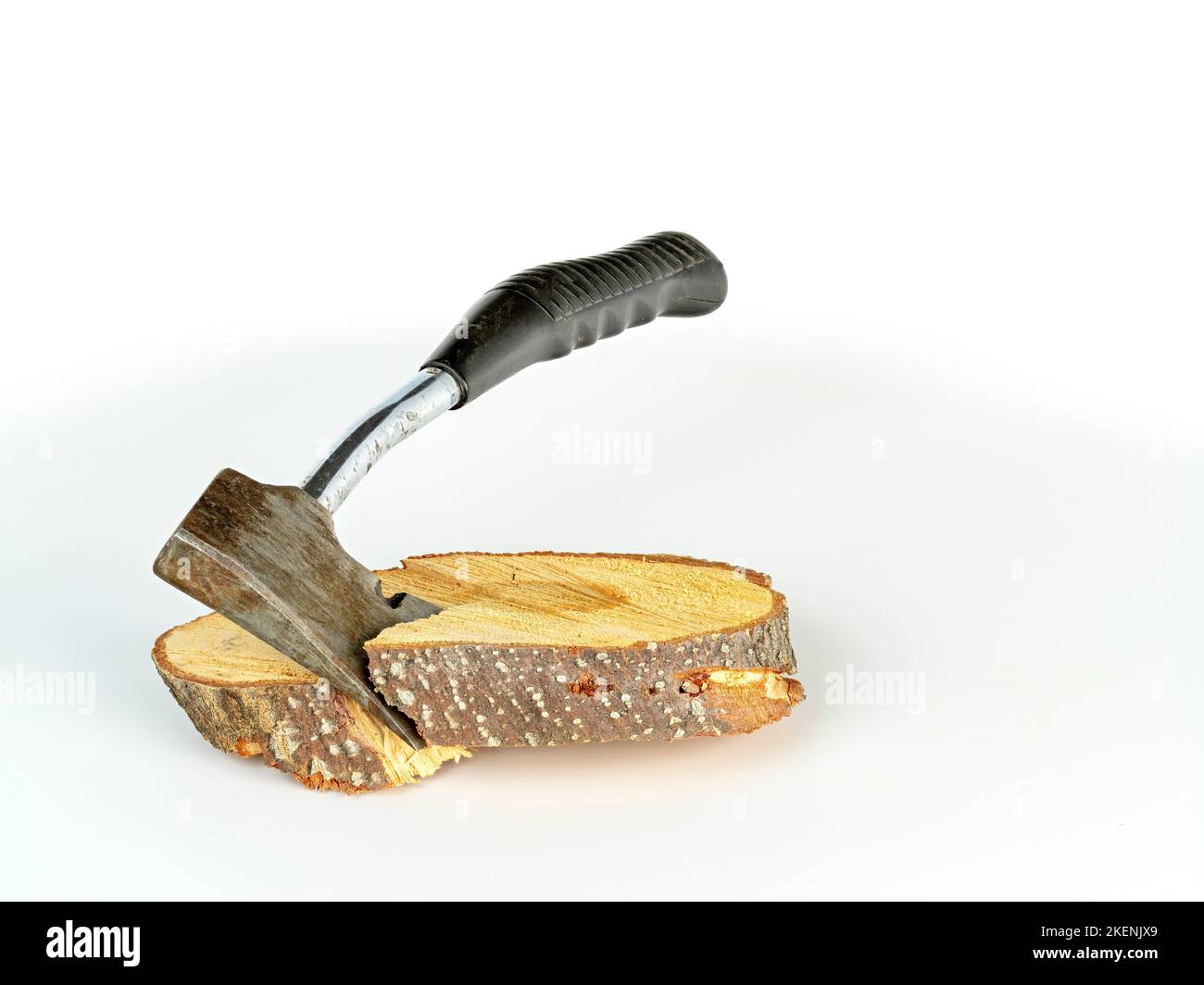 Cutting a log hi-res stock photography and images - Alamy