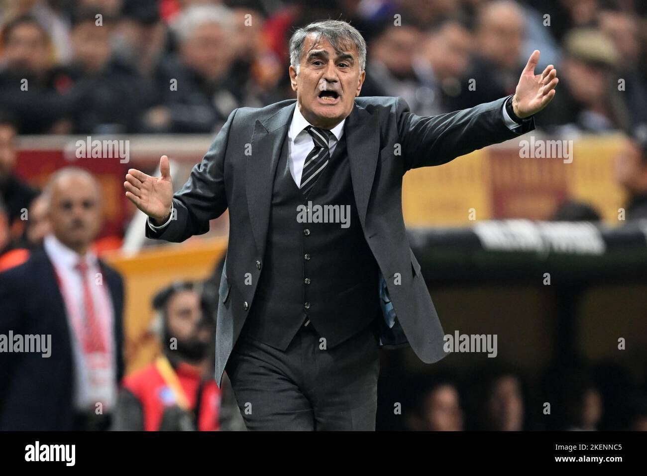 ISTANBUL - Besiktas JK trainer coach Senol Gunes during the Turkish ... ISTANBUL - Besiktas JK trainer coach Senol Gunes during the Turkish ...
