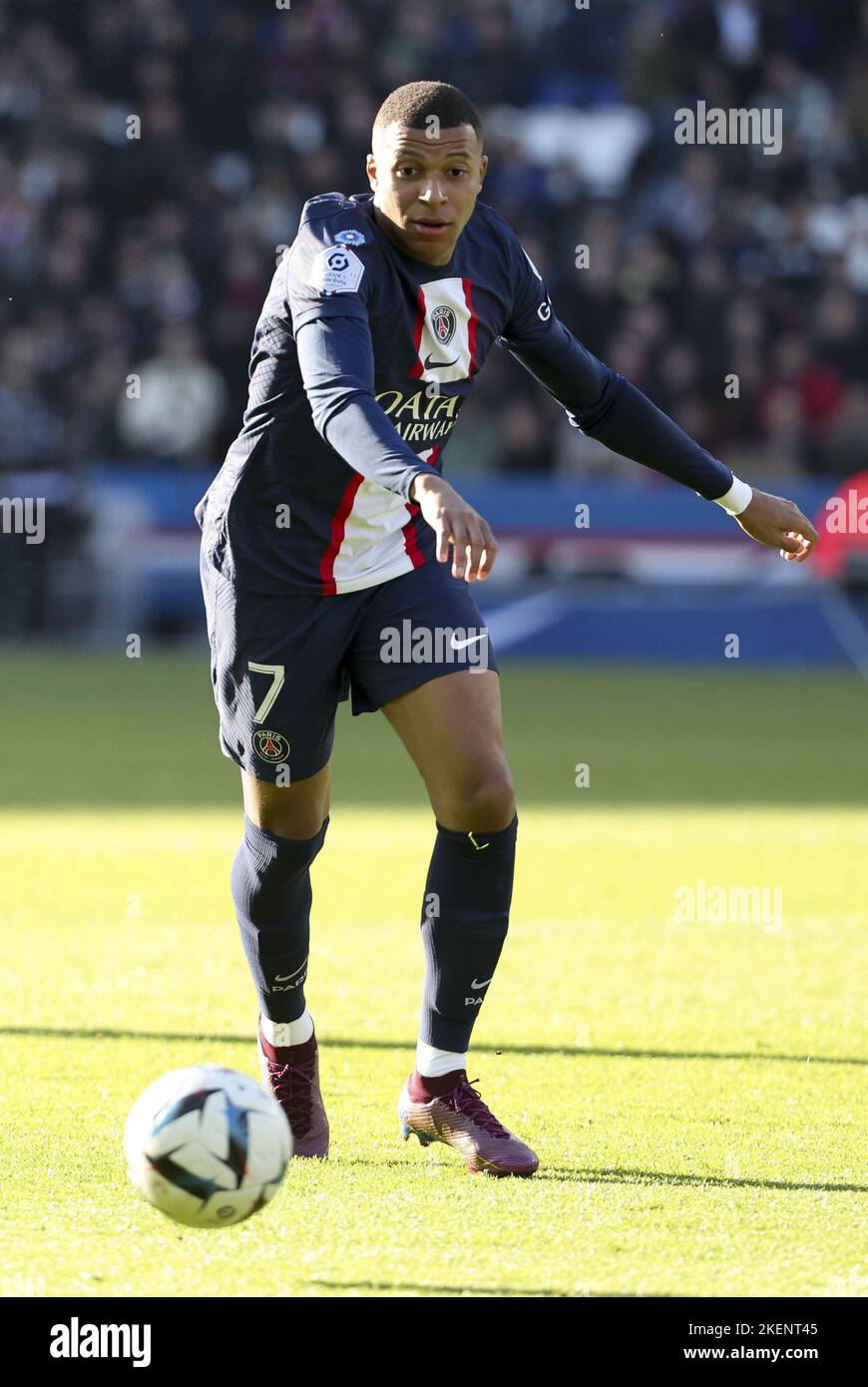 Kylian mbappe psg november 2022 hi-res stock photography and images - Alamy