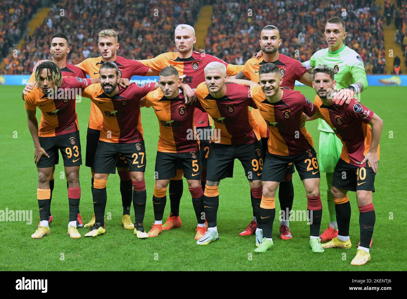 ISTANBUL - (back lr) Emre Tasdemir of Galatasaray AS ,Baris Alper ...