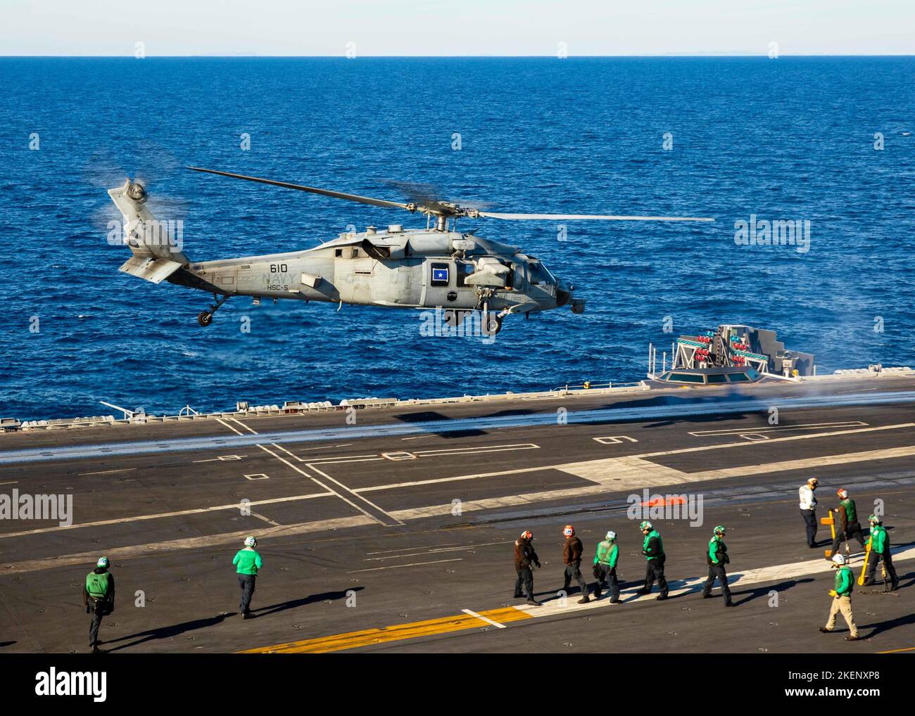 221111-N-ET093-1041 ADRIATIC SEA (Nov. 11, 2022) An MH-60S Nighthawk ...