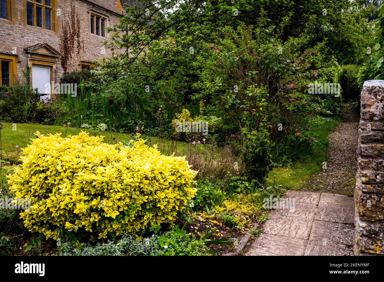 English storybook architecture hi-res stock photography and images - Alamy