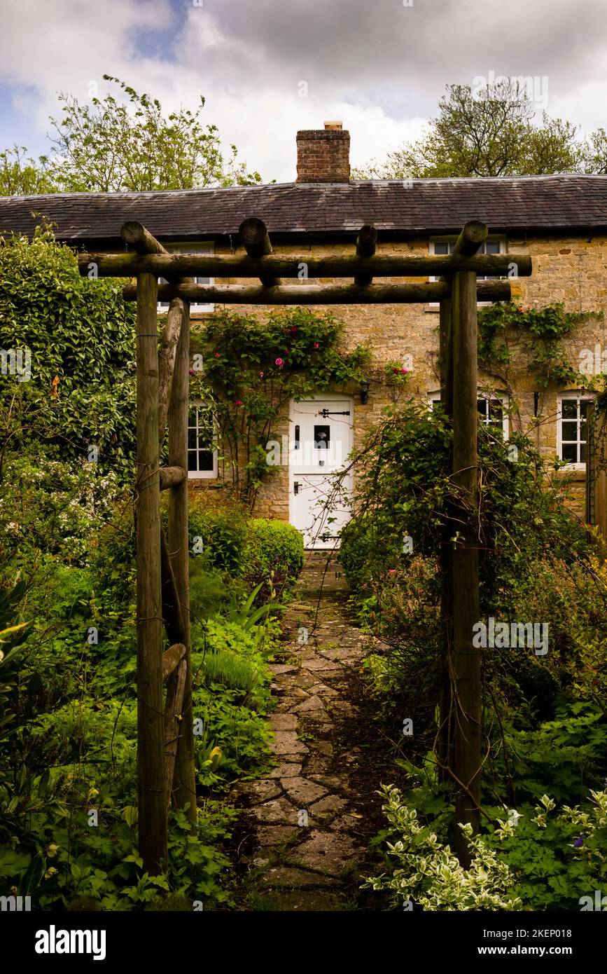Garden and wood arbor in Broadwell, the Cotswolds of England Stock ...