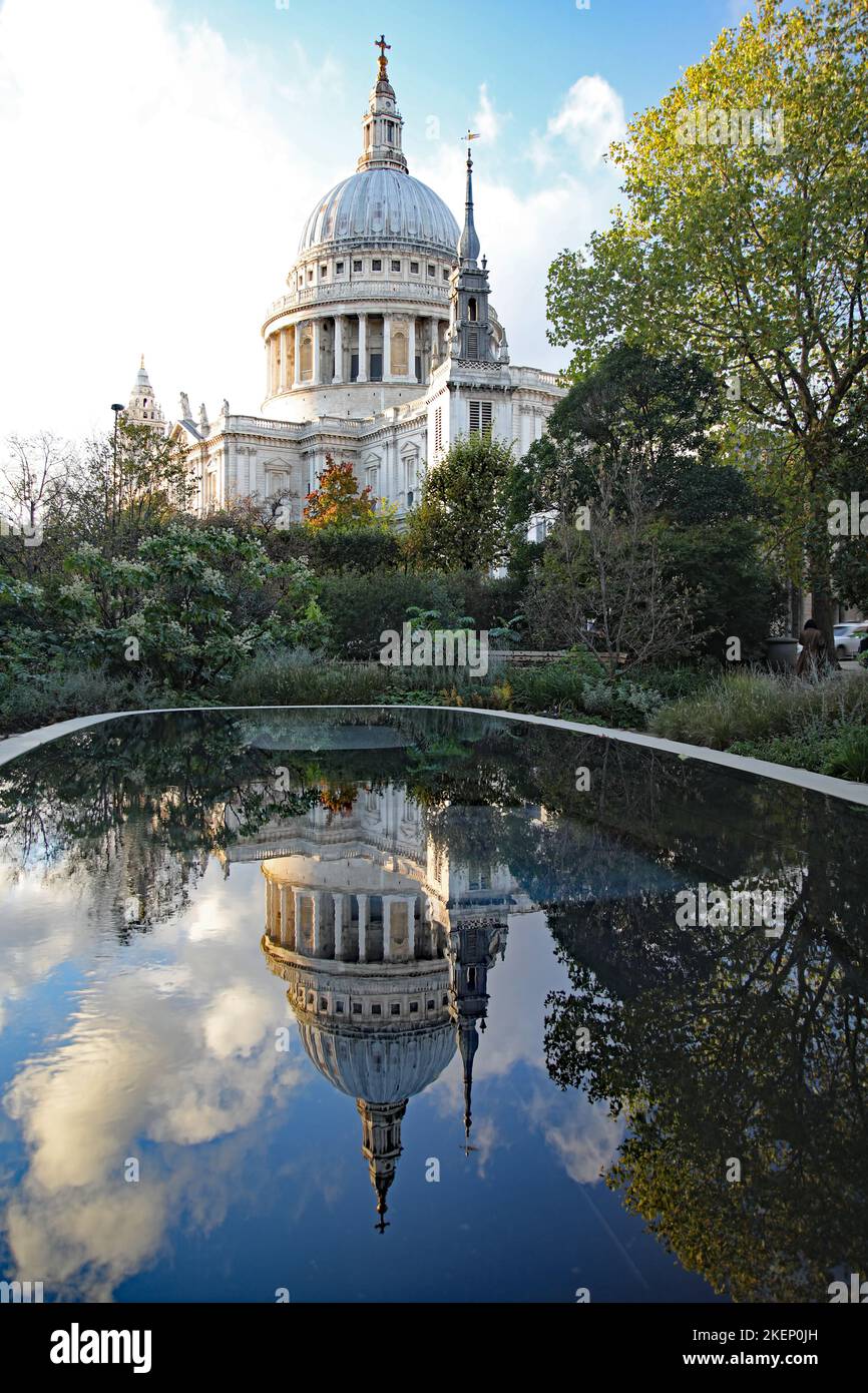 St Paul's Cathedral From The Reflection Garden, London Stock Photo - Alamy