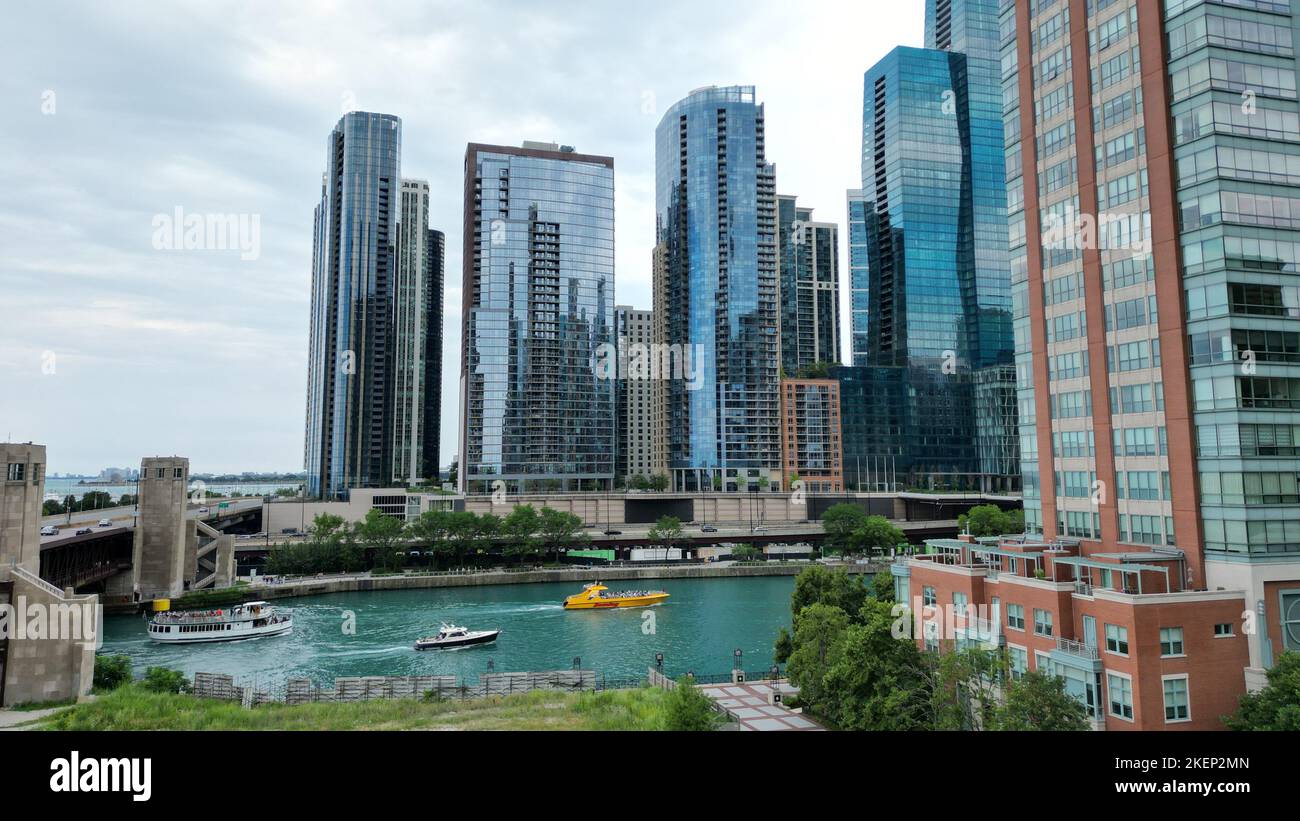 Establishing drone aerial footage downtown hi-res stock photography and ...