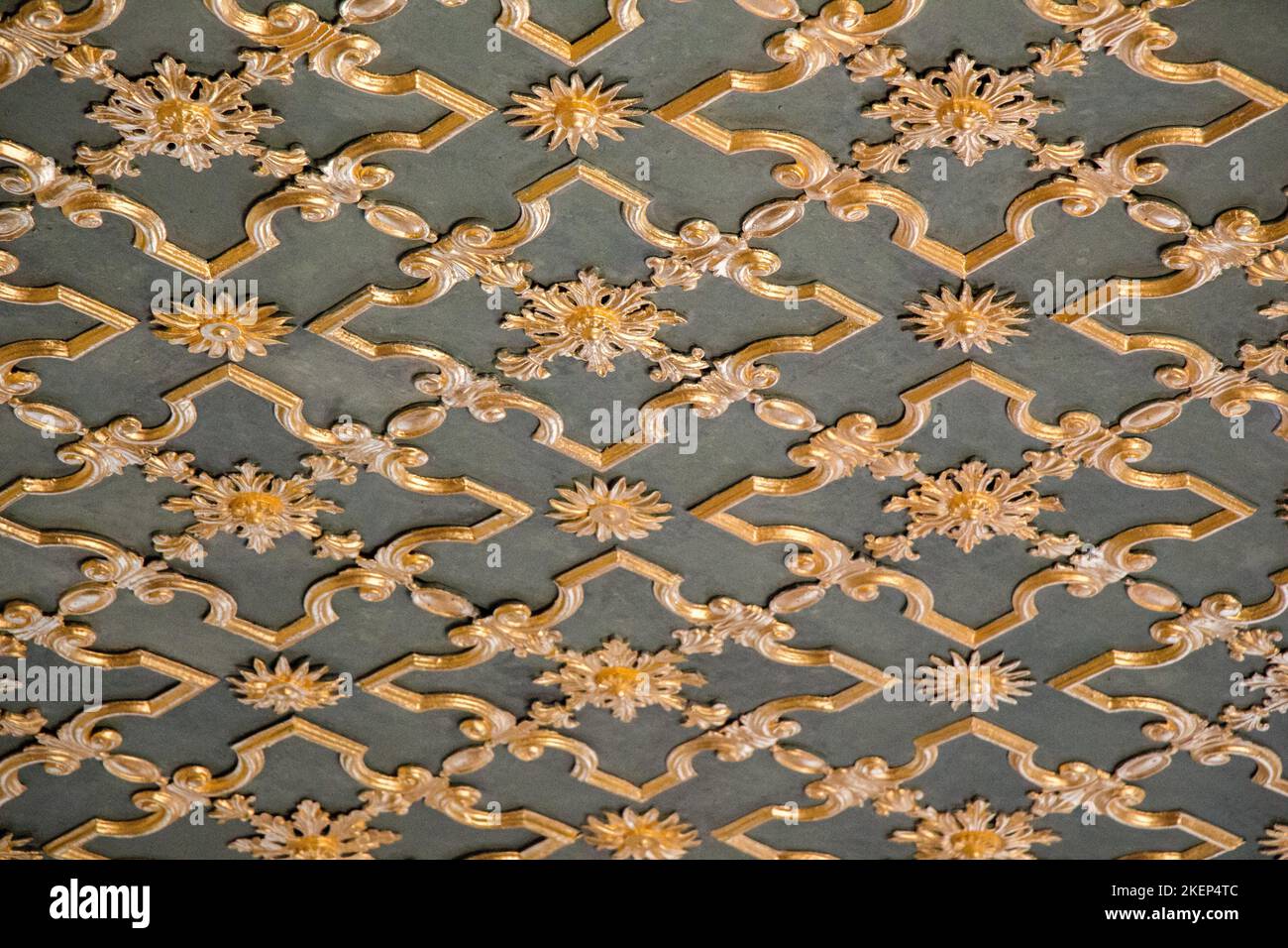 Floral art pattern example on wood of the Ottoman time Stock Photo - Alamy