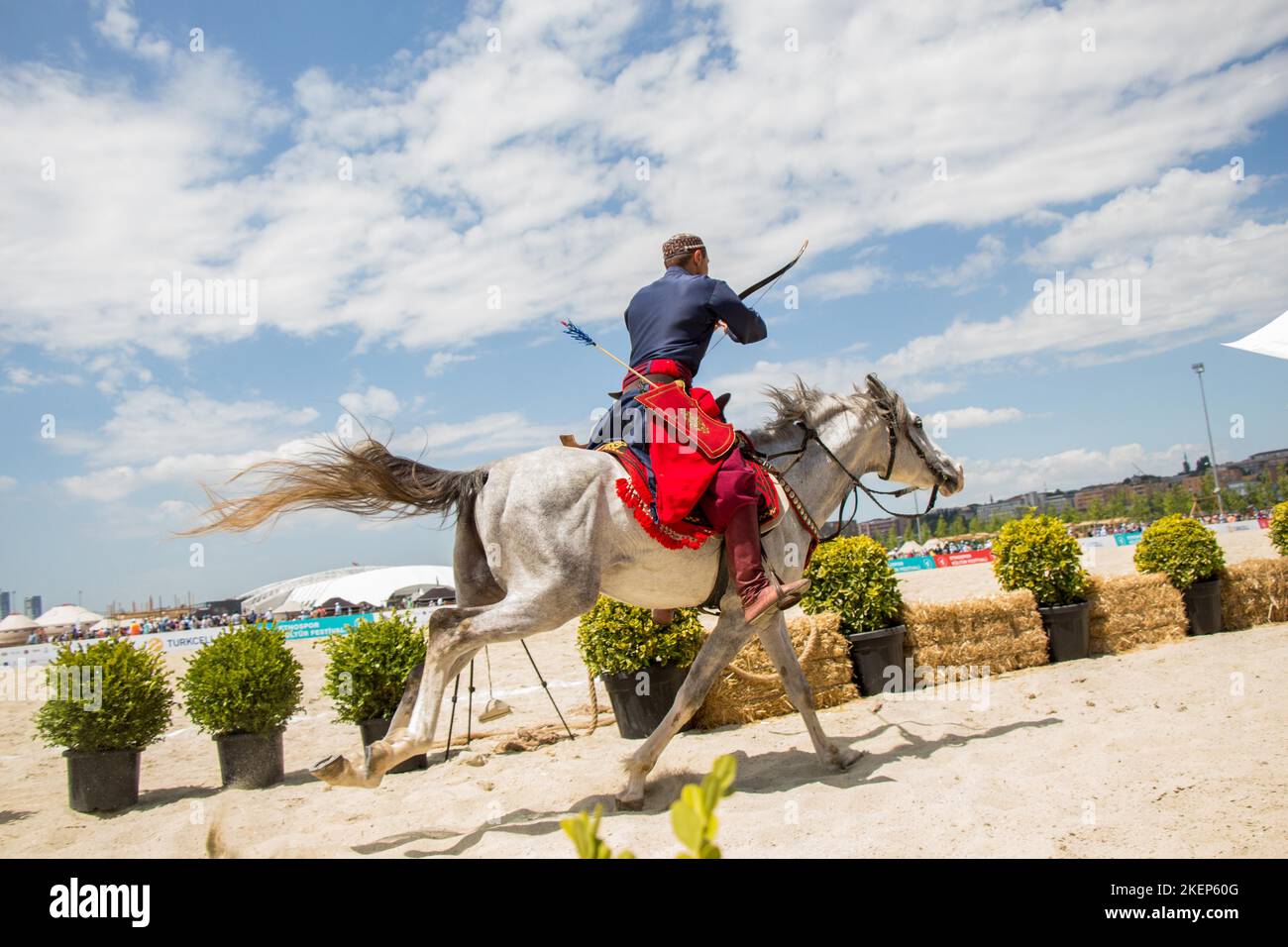Ottoman horseman in his ethnic clothes riding on his horse Stock Photo ...