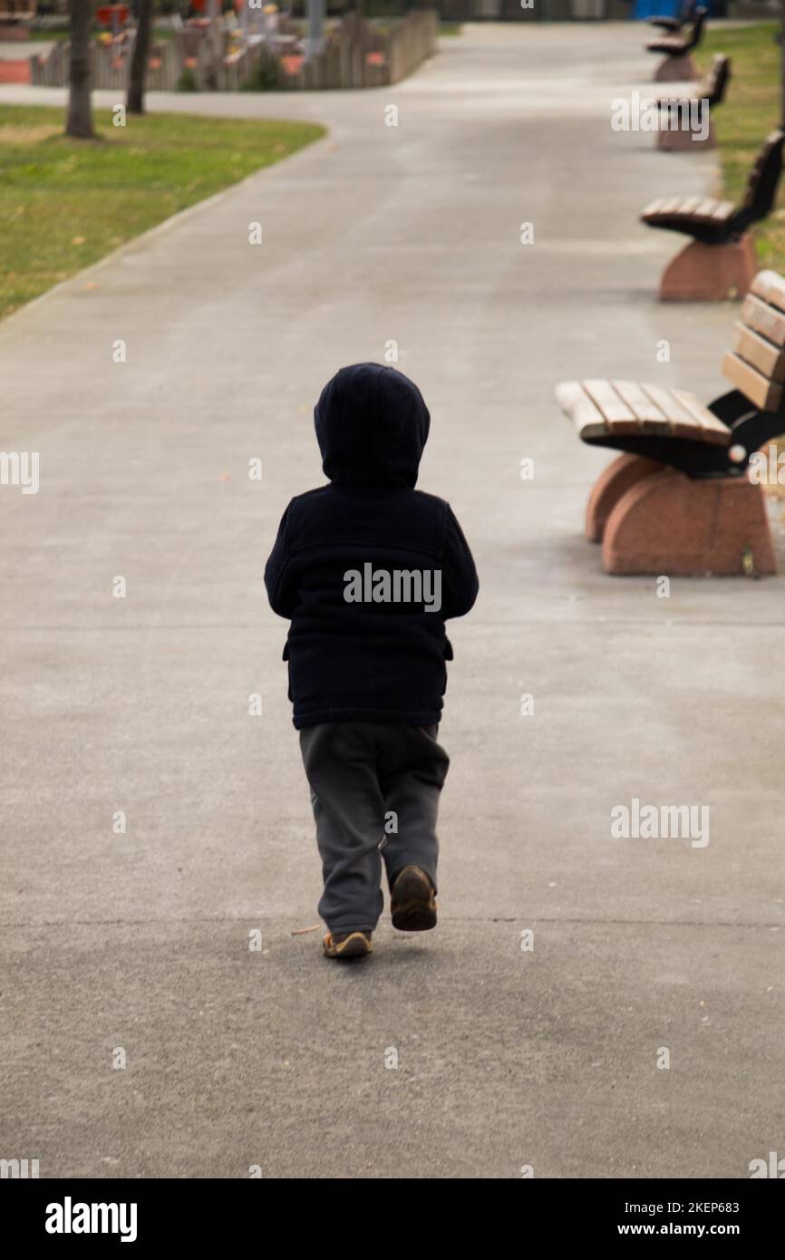 Person at the bench hi-res stock photography and images - Alamy