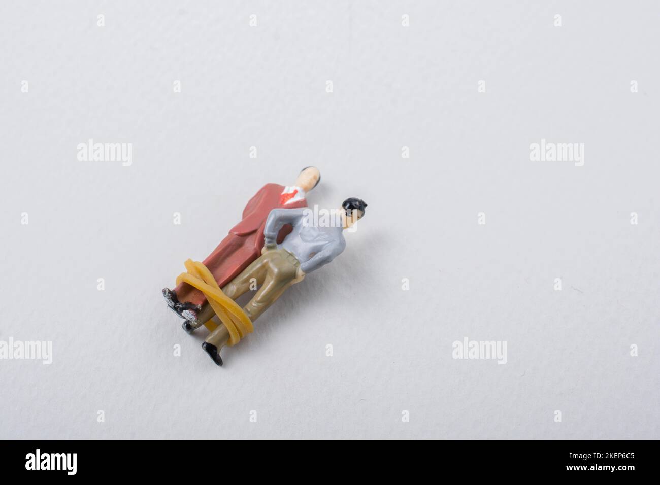 Man wrapped in rope hi-res stock photography and images - Alamy