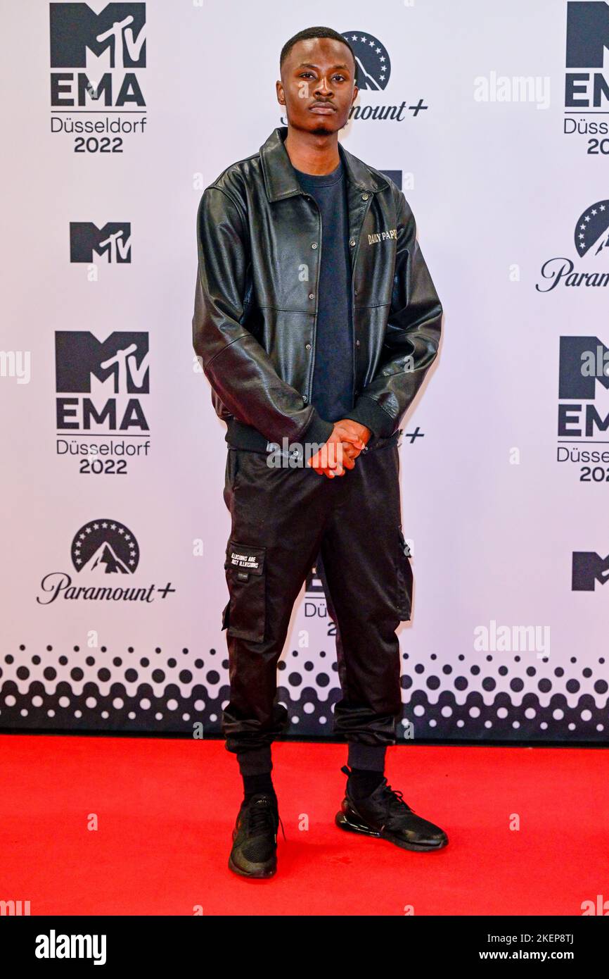 Eman Kellam attending the 2022 MTV EMAs at the PSD Bank Dome in ...