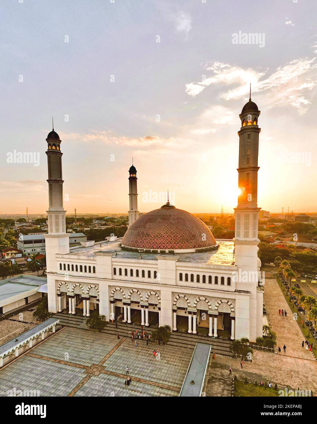 Skyscape of Great Mosque Mujahiddin, Pontianak, West Borneo, Indonesia ...
