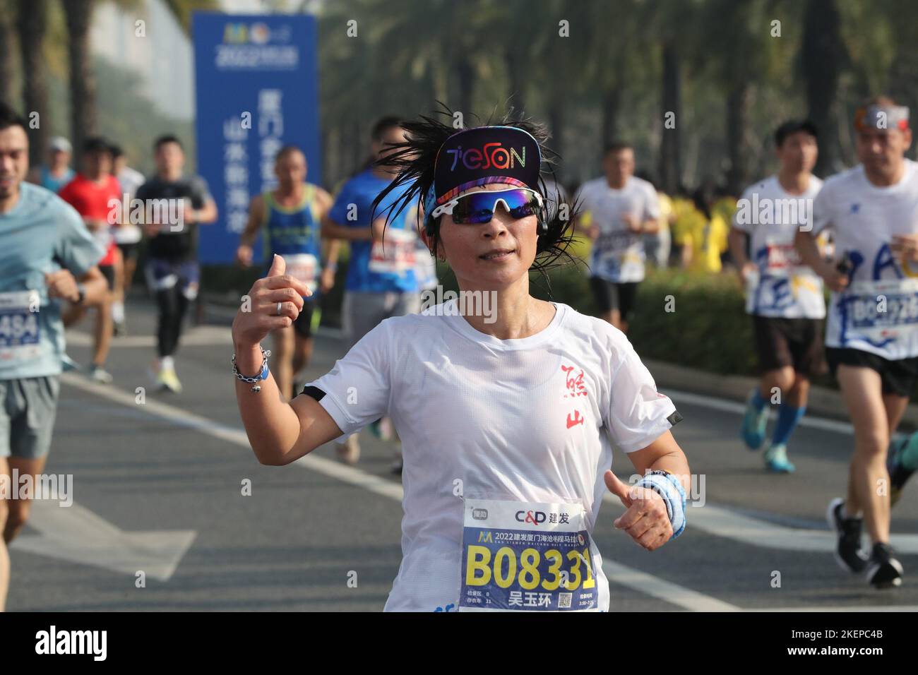 The 2022 Xiamen Haicang Half Marathon starts with 23,000 participants ...