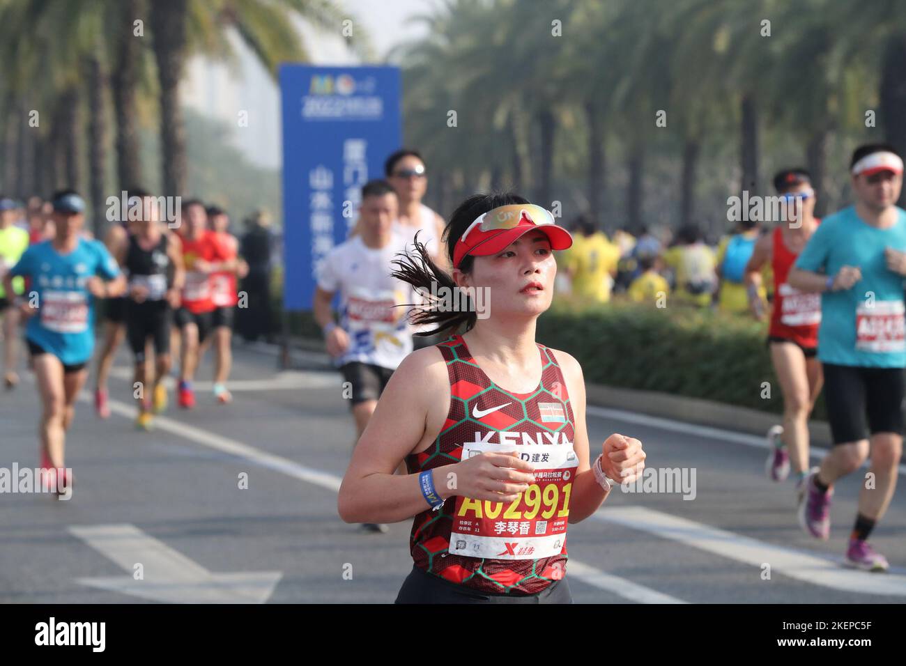 The 2022 Xiamen Haicang Half Marathon starts with 23,000 participants ...