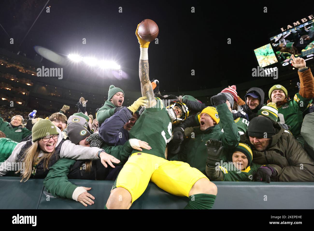 Lambeau leap hi-res stock photography and images - Alamy