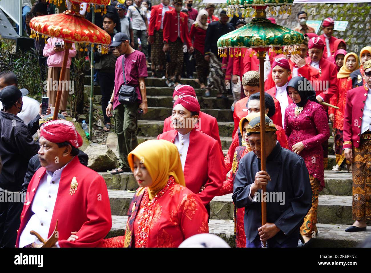 Siraman sedudo hi-res stock photography and images - Alamy