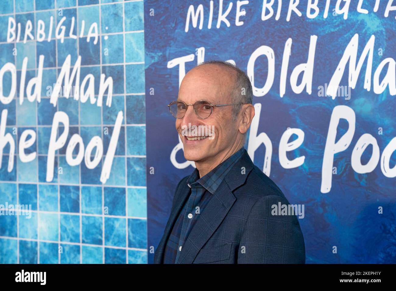 NEW YORK, NEW YORK - NOVEMBER 13: Seth Barrish attends "The Old Man ...