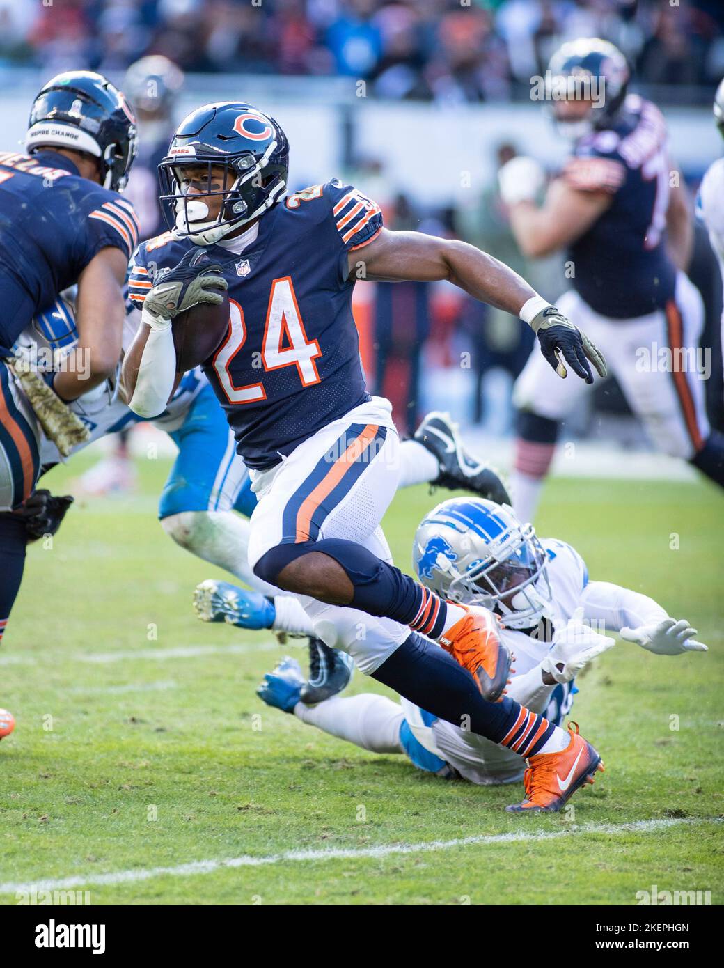 Chicago, IL, USA. 13th Nov, 2022. Chicago Bears #24 Khalil Herbert in ...