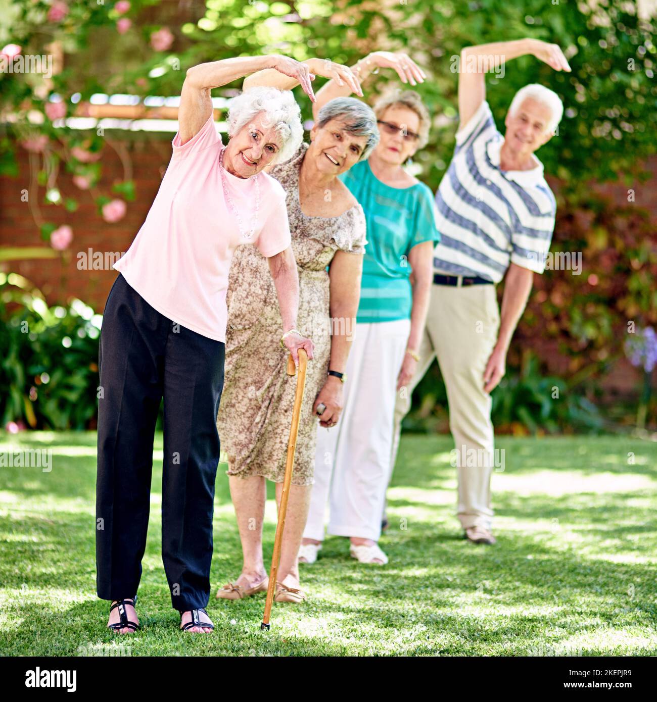 Retired people exercising hi-res stock photography and images - Alamy