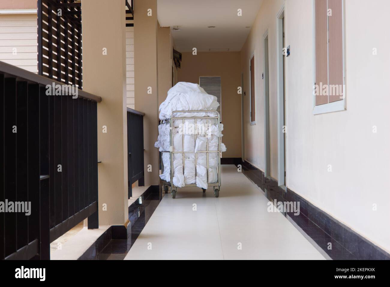 Unwashed sheets hi-res stock photography and images - Alamy