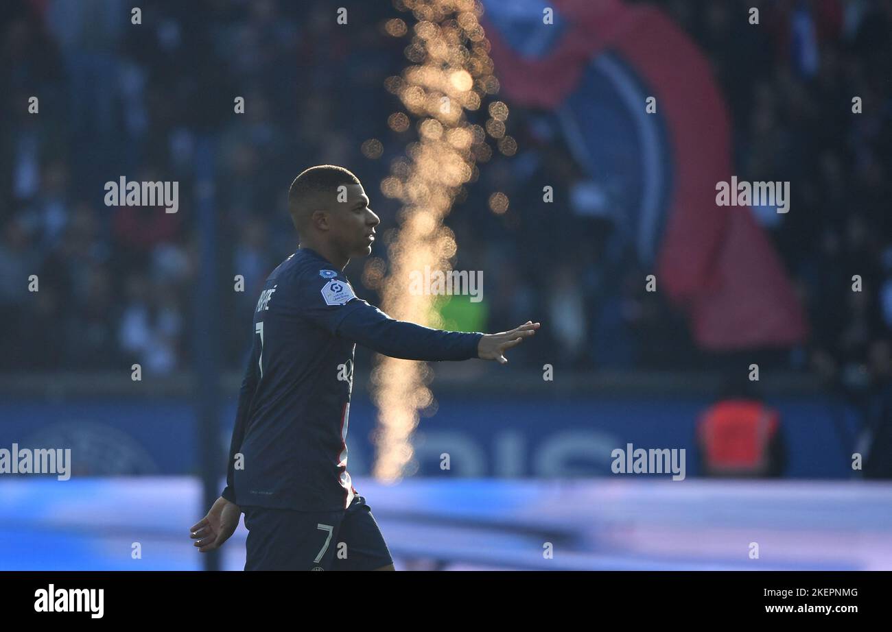 Paris, France. 13th Nov, 2022. Paris Saint-Germain's Kylian Mbappe ...