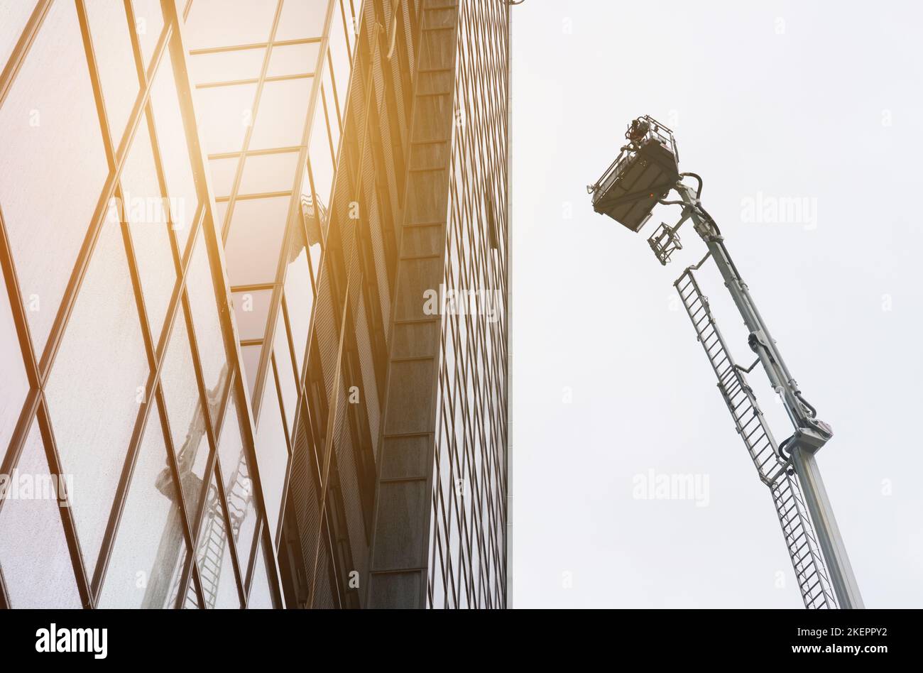 Incidents. The car lifter of the rescue service raised the lift to ...