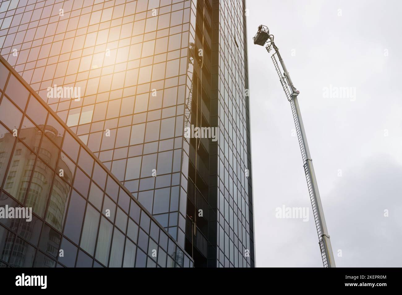 Engine lifter hi-res stock photography and images - Alamy