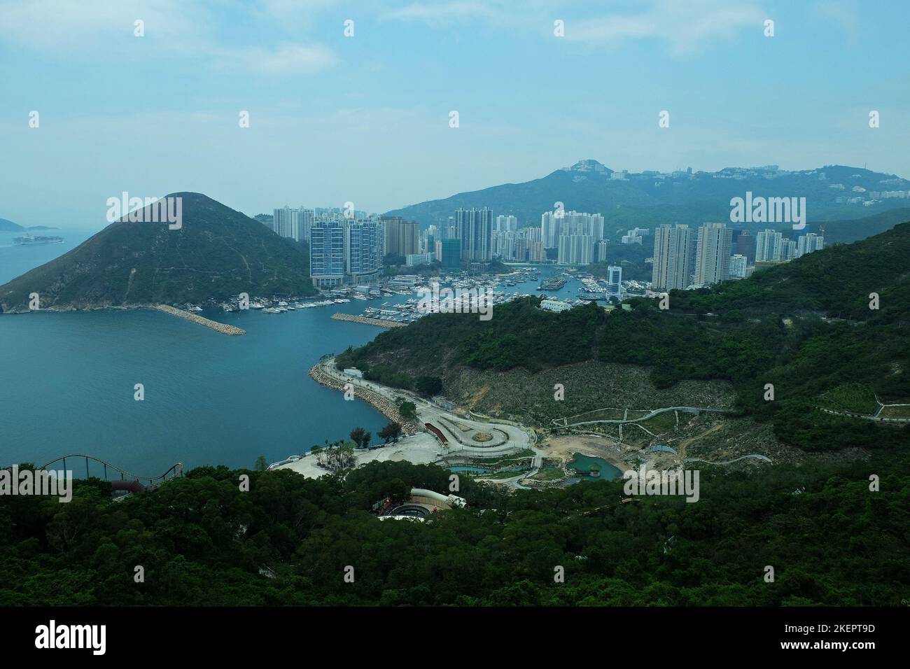 Natural mountain landscape at deep water bay and ocean island, Hong ...