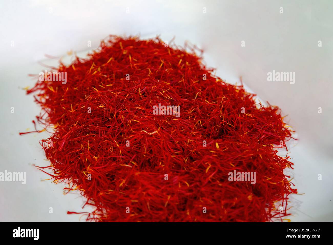 Saffron threads pile, close up, above view. Crocus sativus stamen ...