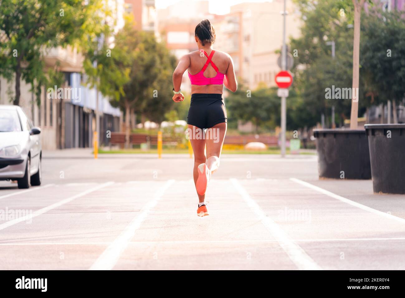 Woman jogging on the spot hi-res stock photography and images - Alamy