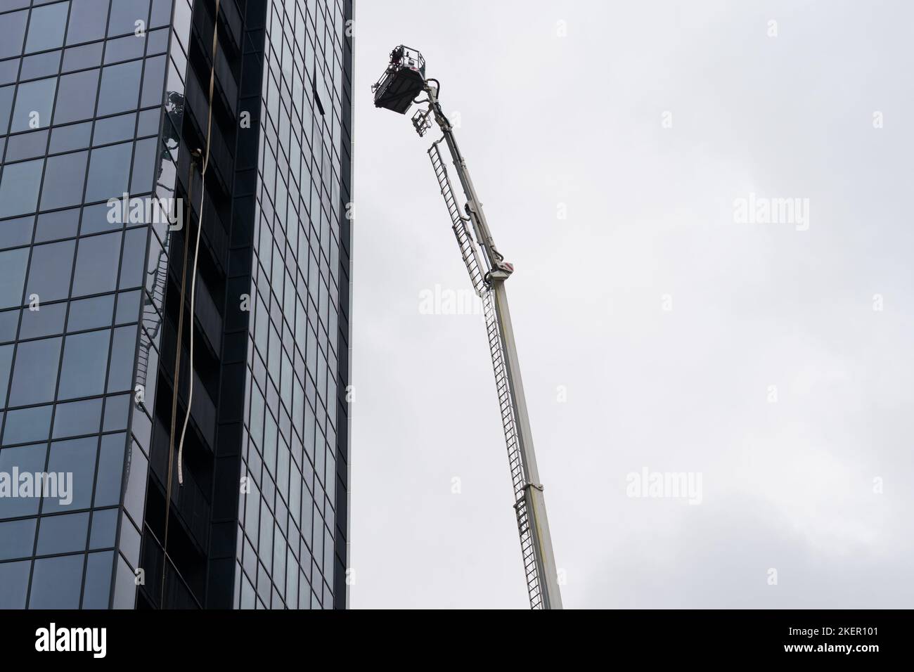 Incidents. The car lifter of the rescue service raised the lift to ...