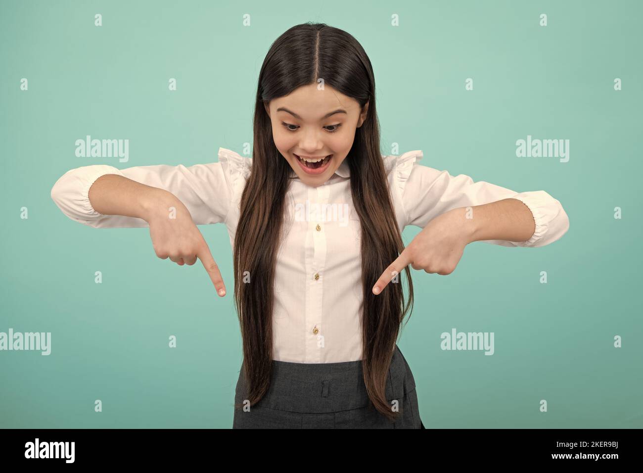 Child pointing down isolated hi-res stock photography and images - Alamy