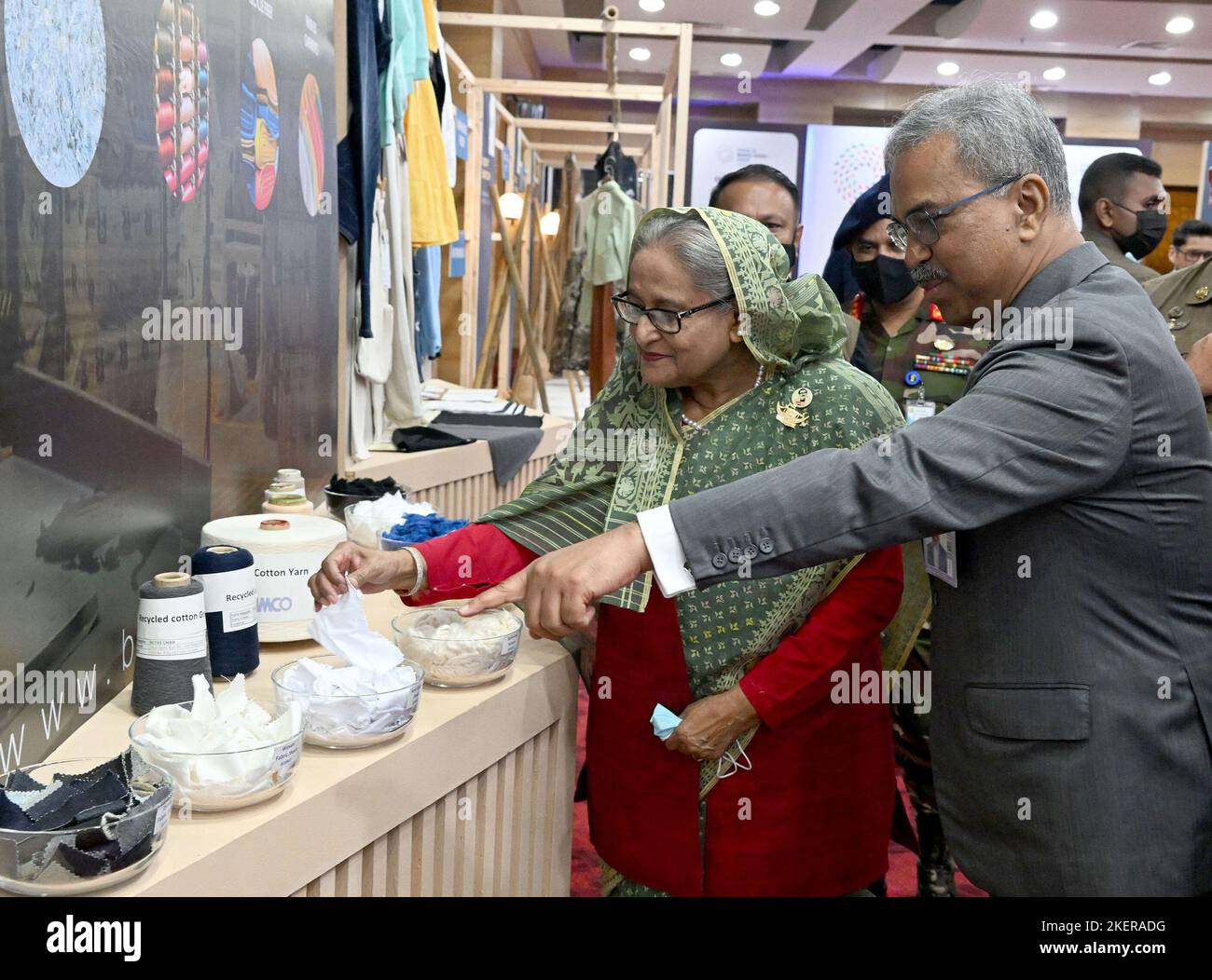 Dhaka. 14th Nov, 2022. Bangladeshi Prime Minister Sheikh Hasina (L ...