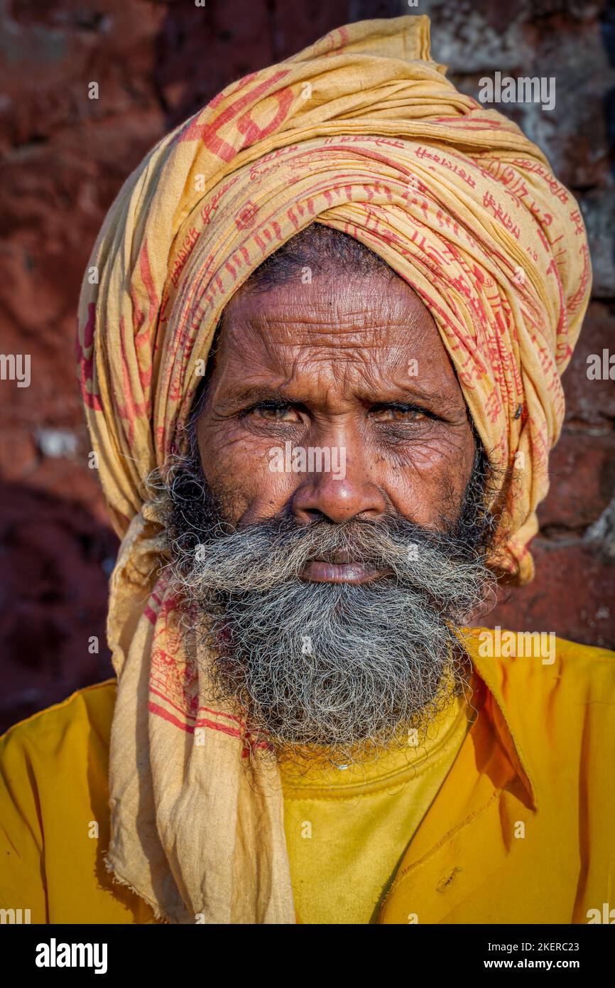 Portrait of a Sadhu, holy man, Pashupatinath Temple, Kathmandu, Nepal ...