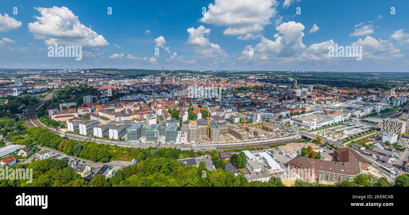 The city of Neu Ulm in Swabia around the Glacis Park from above Stock ...
