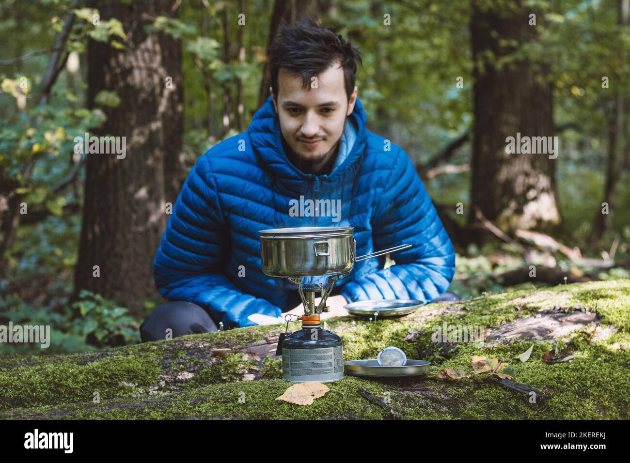 Boiling tea hi hi-res stock photography and images - Alamy